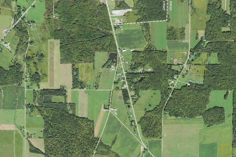 Tree Blocks Roadway at Lincolnville and Cooper Road, Erie County PA ...