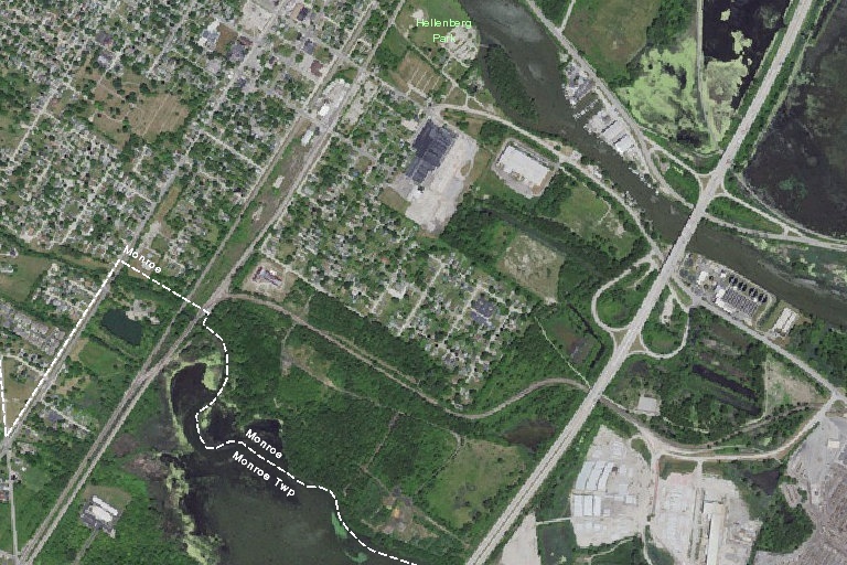 Police respond to argument on Oak Street, Monroe MI | CrimeRadar