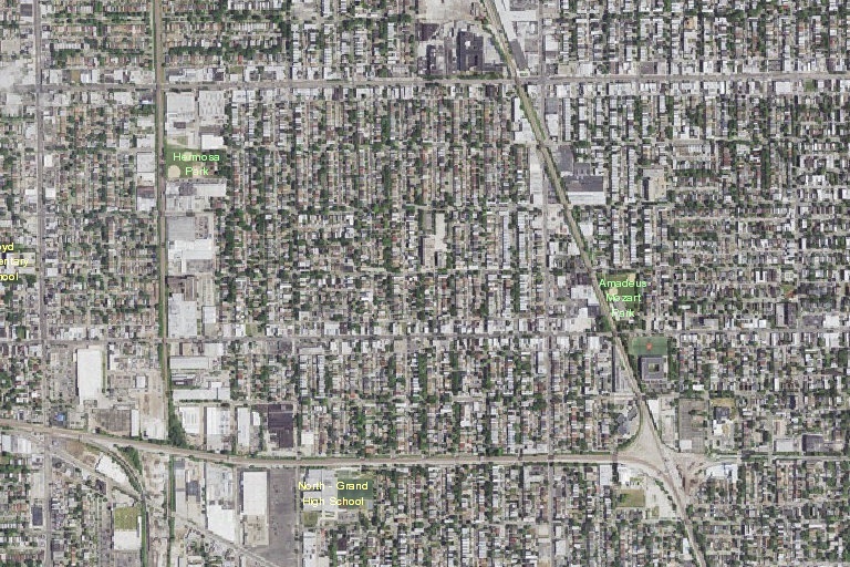 Traffic accident near West Armitage Ave, Chicago IL | CrimeRadar