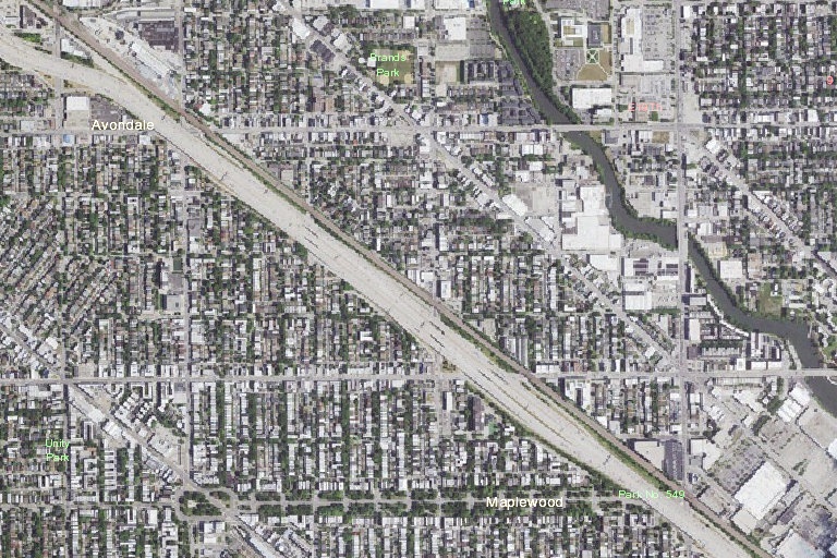 Person wanted for prior theft at gas station, Chicago IL | CrimeRadar