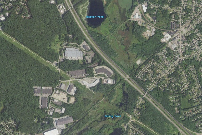 Trucks blocking street at kenwood circle, Franklin MA | CrimeRadar