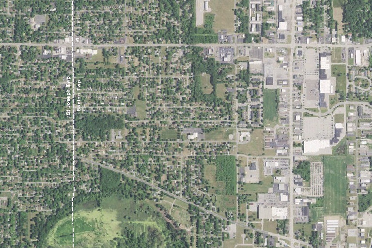Possible overdose of medication at Jennings St residence, Fair Plain MI ...