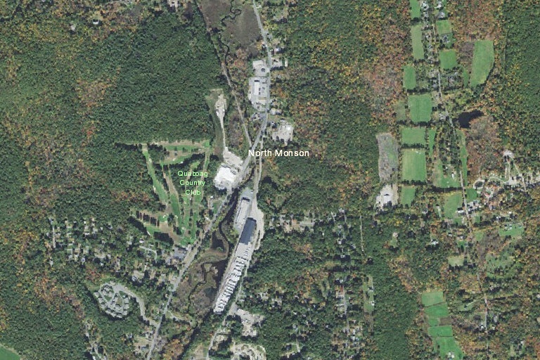 Loose chocolate lab running near Crest Rd in Monson, Monson MA | CrimeRadar