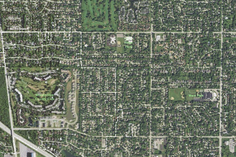 Auto accident reported at Landwehr Rd and Techny Rd, Northbrook IL ...