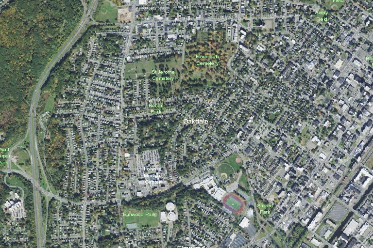 Medic transporting patient to hospital, Holyoke MA | CrimeRadar