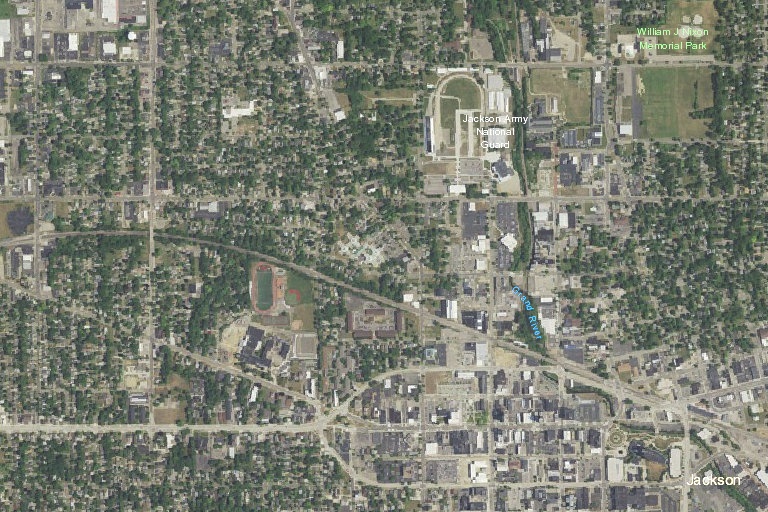 Woman pours bleach in man's apartment causing eye irritation, Jackson ...