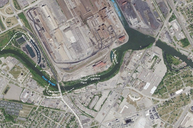 Traffic crash brings down pole near Oakwood Blvd, Detroit MI | CrimeRadar