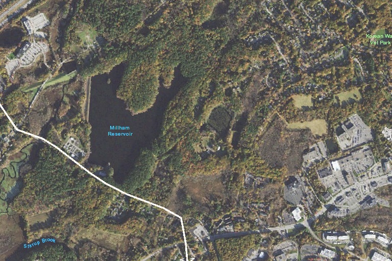 Minor car crash at Purple Pig parking lot, Marlborough MA | CrimeRadar