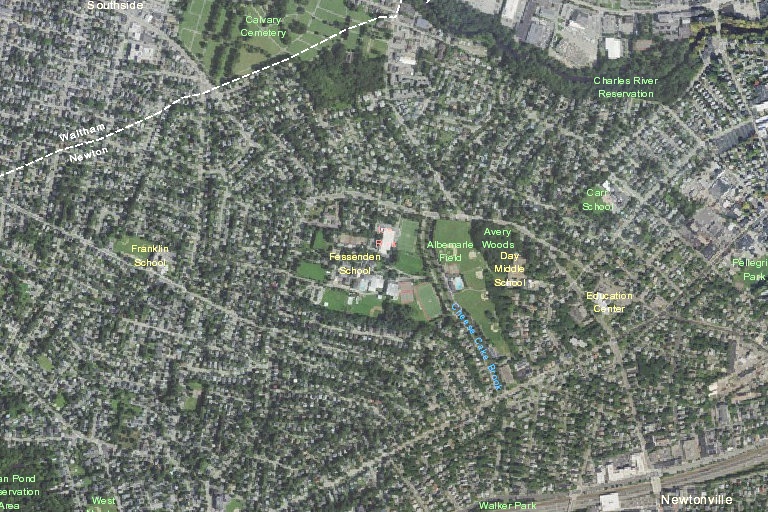 Fire crew checks gas odor near Warwick Rd, Newton MA | CrimeRadar