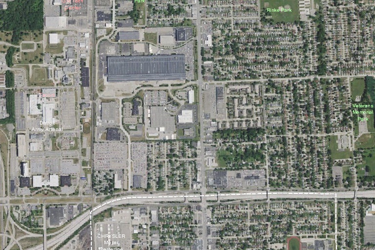 Manhole cover displaced on Van Dyke Ave in Warren, Warren MI | CrimeRadar