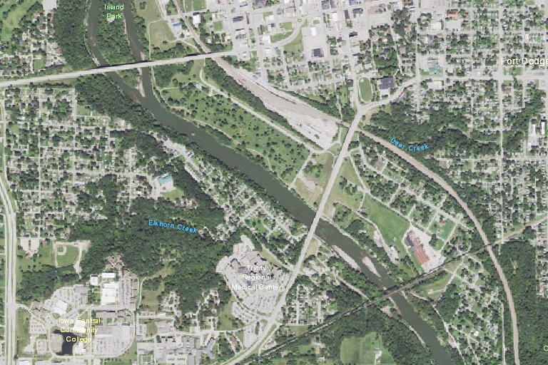 Vehicle collision with fluid leak at UnityPoint hospital, Fort Dodge IA ...