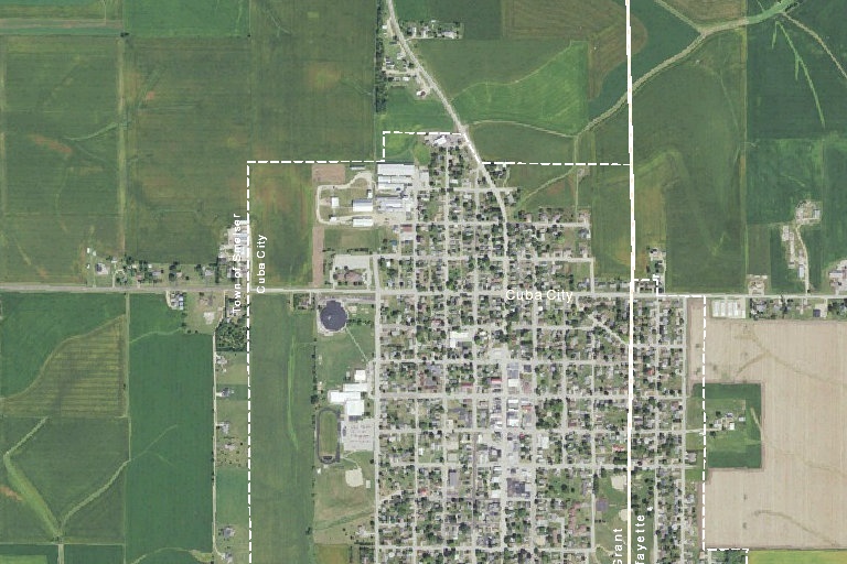 Injured deer found near main street roadway, Grant County WI | CrimeRadar