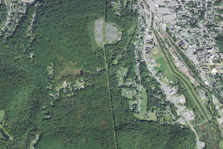 Resident complains about barking dogs, North Adams MA | CrimeRadar