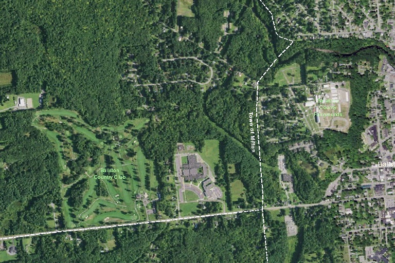 Traffic accident with property damage on Wood Rd, Saratoga County NY ...