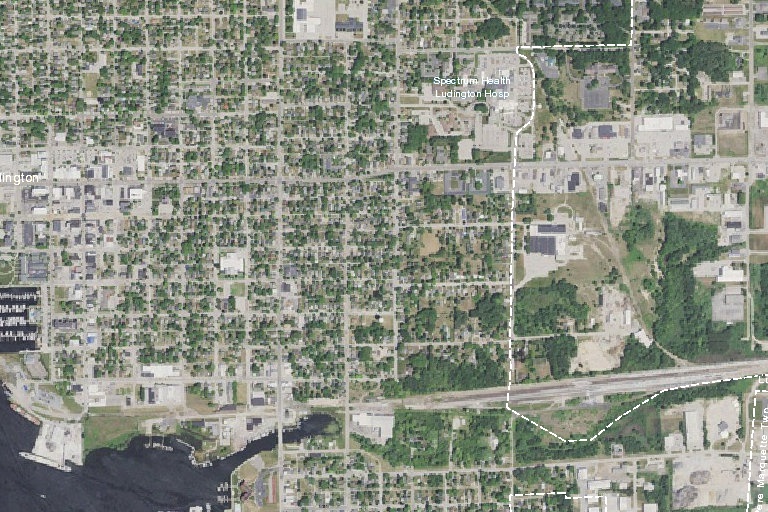 Male subject reports lower back pain after fall, Ludington MI | CrimeRadar