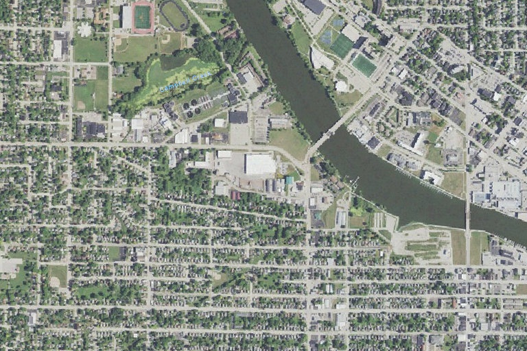 Cone snapped over causes traffic hazard at 6th avenue and ohio street ...