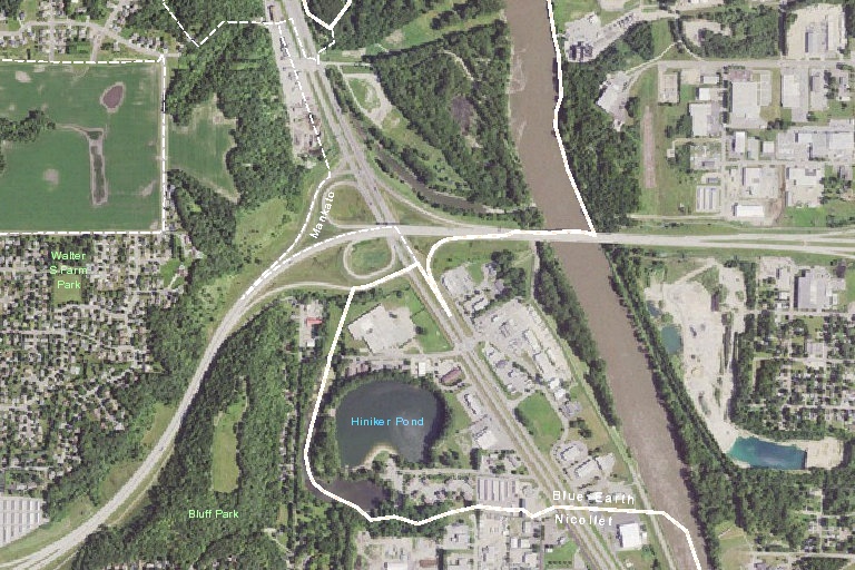 Elderly woman falls and is conscious in Minnesota, Blue Earth County MN ...