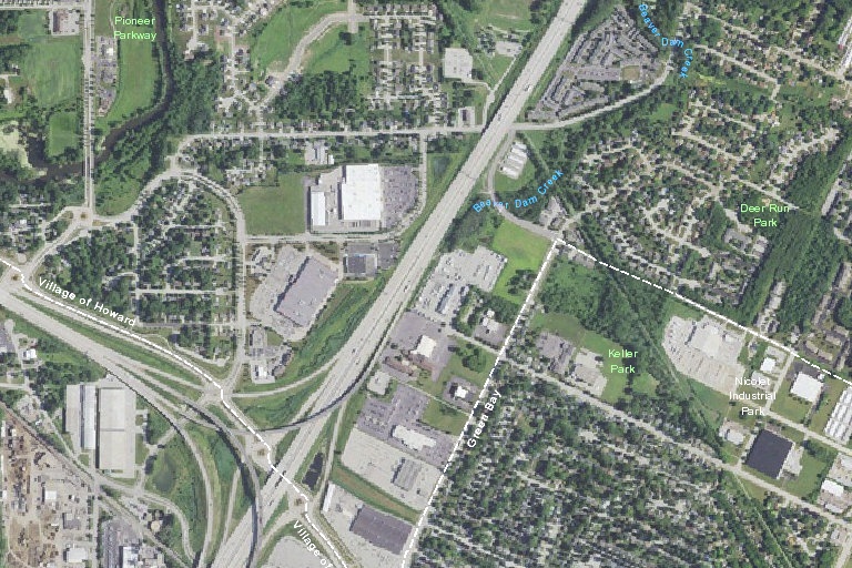 Vehicle stopped in traffic near Fleet Farm, Howard WI | CrimeRadar