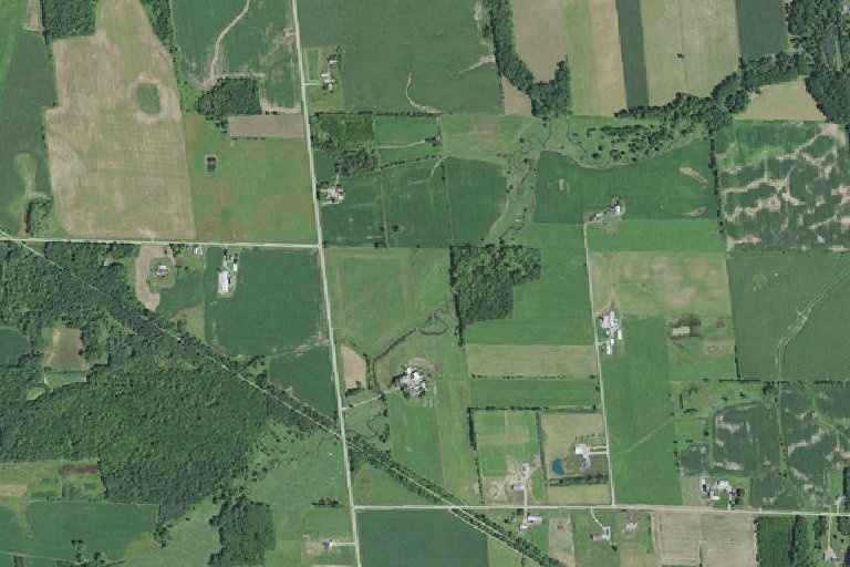 Sparking transformer sparks panic near Pulaski highway, Pulaski WI ...