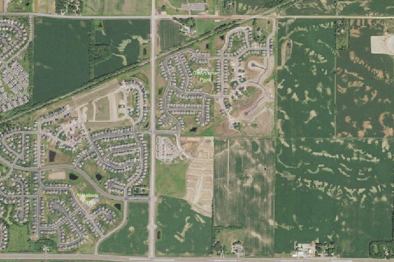 Two vehicles involved in T-bone crash on Connemara Trail, Rosemount MN ...