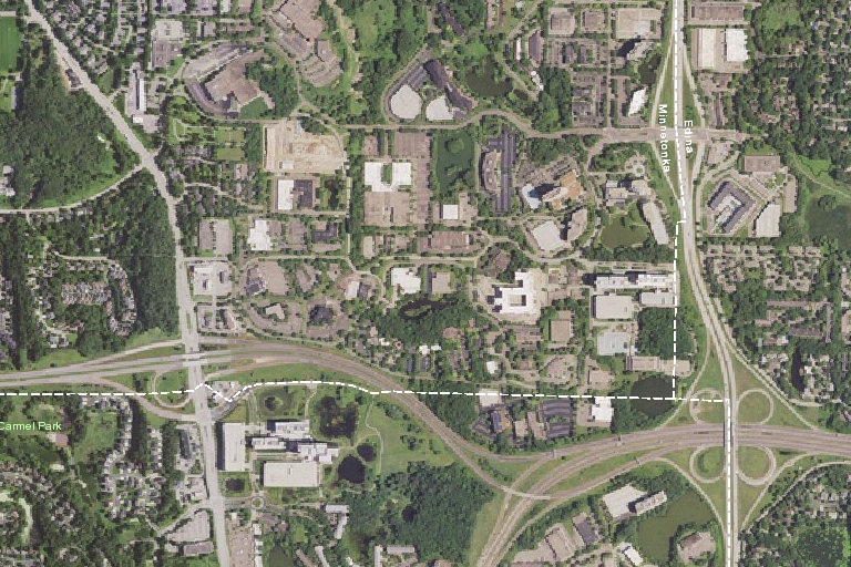 Silver Toyota Prius driving recklessly on MN-62, Eden Prairie MN ...