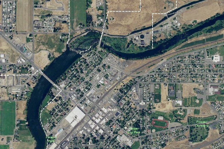 Medical call at Rio Vista Apartments near North River Road, Prosser WA ...