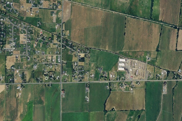 Disabled van blocking intersection near Kittitas Hwy, Kittitas County ...