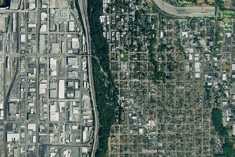 Vehicle collision blocks eastbound traffic on South Walker, Seattle WA ...