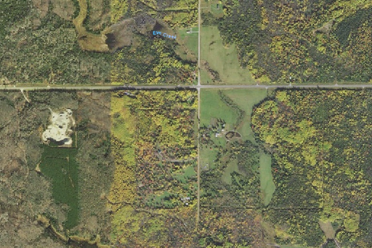 92-year-old man with stroke history falls and injures hand, Orr MN ...